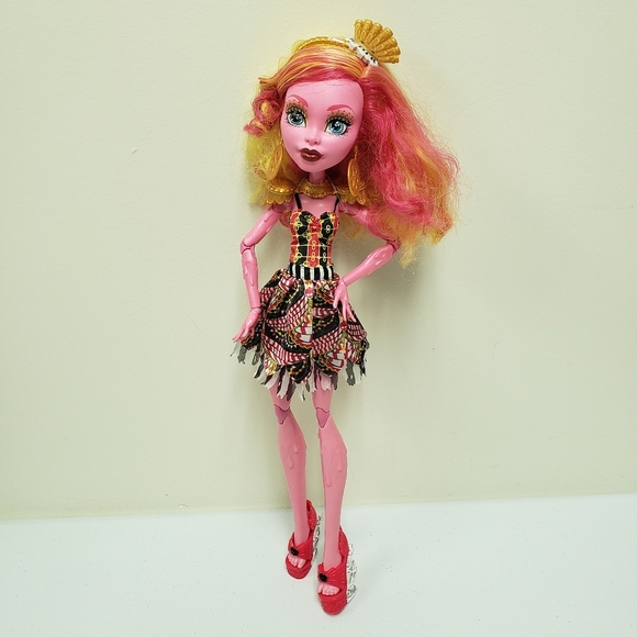 Mattel | Toys | Monster High 8 Frightfully Tall Freak Du Chic Gooliope ...